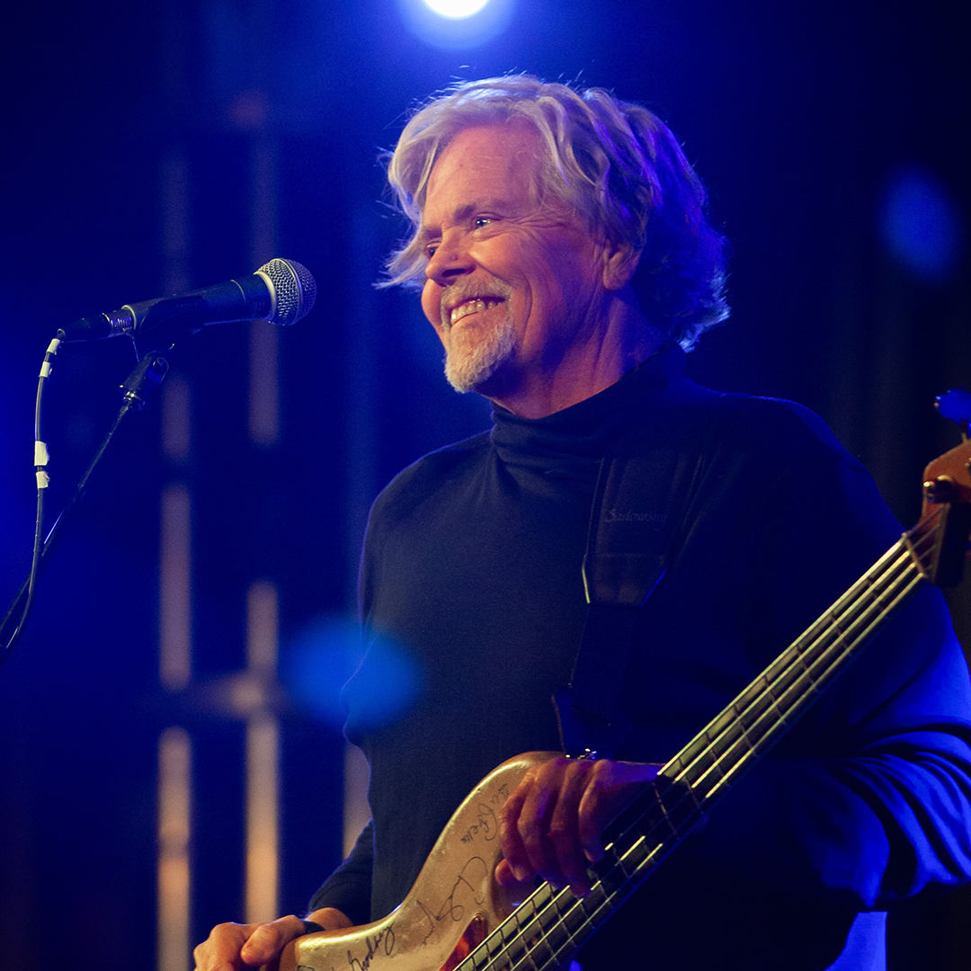 Musician Spotlight: John Cowan - Country Music Hall of Fame and Museum